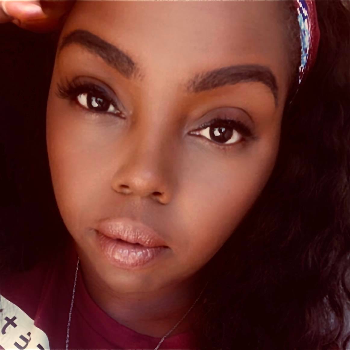 Making BOSS Moves with Lacretia! – A Women’s Magazine