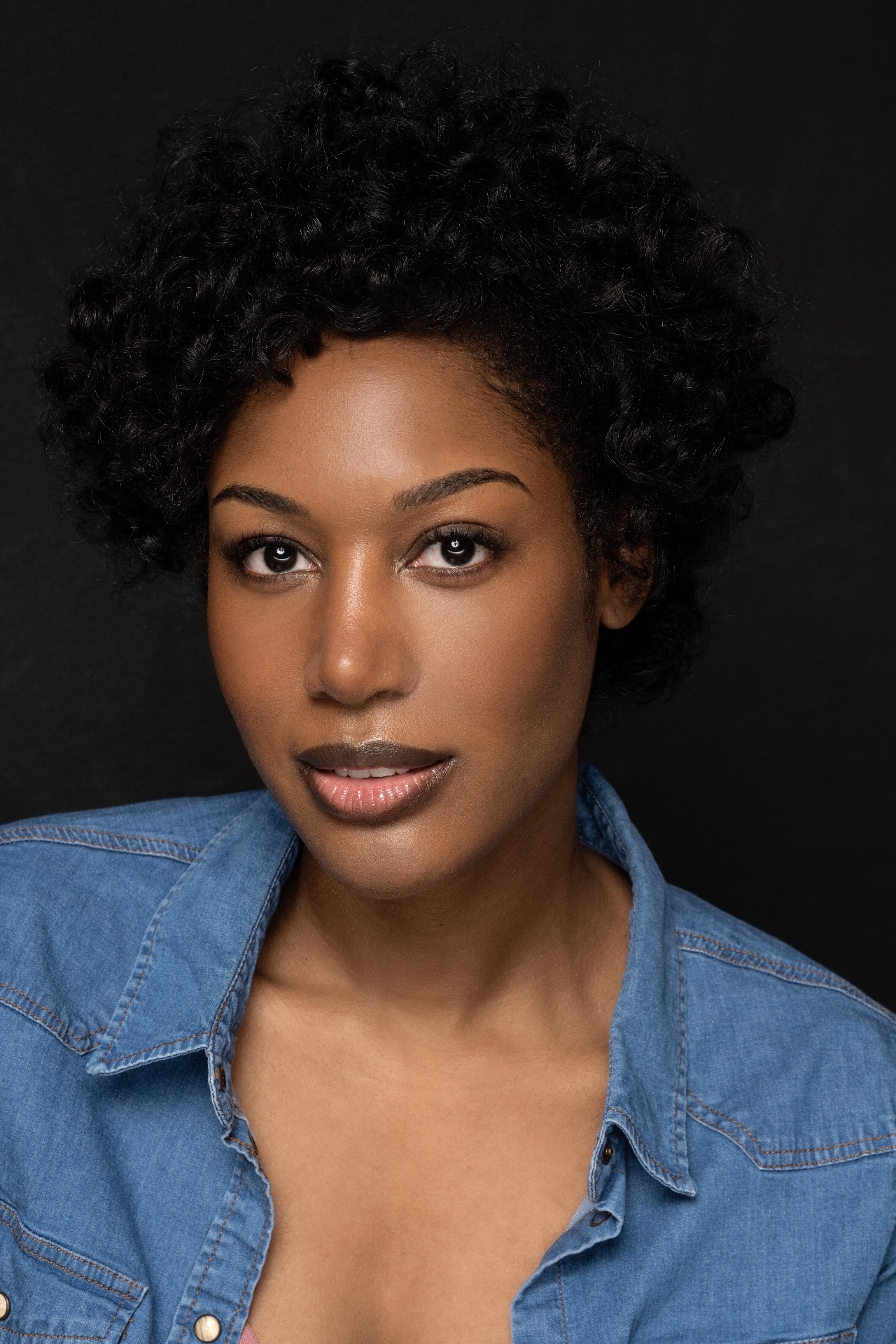 Let’s talk about “THE CHOSEN” with Amber Shana Williams! – A Women’s ...